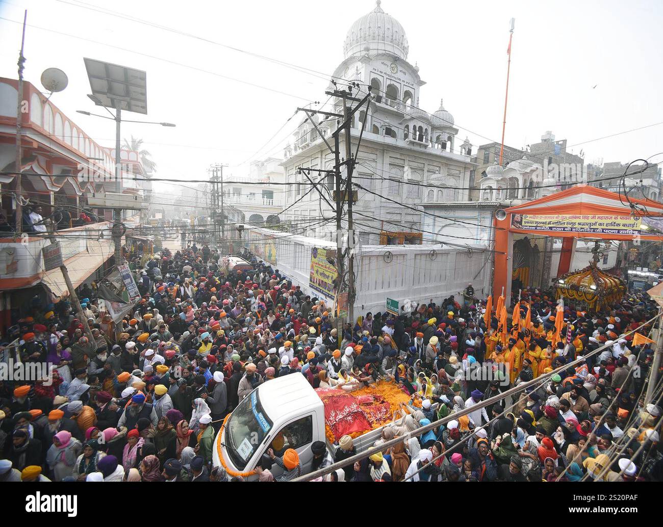 Patna, India. 05th Jan, 2025. PATNA, INDIA - JANUARY 5: Sikh devotees participate in holy ...