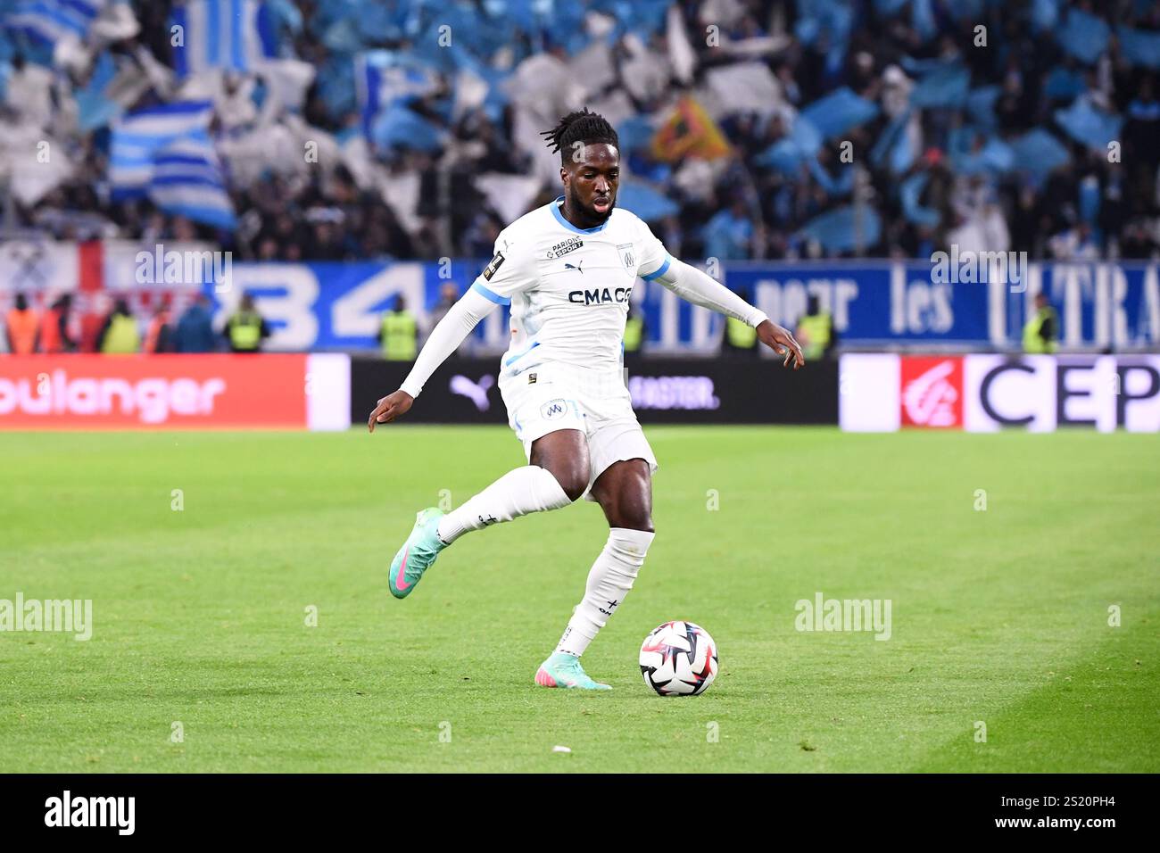 Marseille, France. 05th Jan, 2025. 17 Jonathan ROWE (om) during the ...