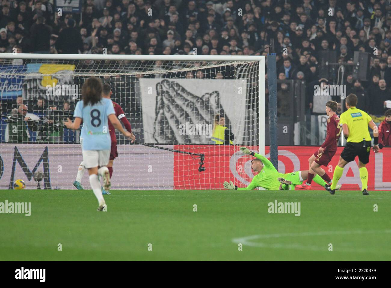 Stadio Olimpico, Rome, Italy. 5th Jan, 2025. Serie A Football; Roma ...