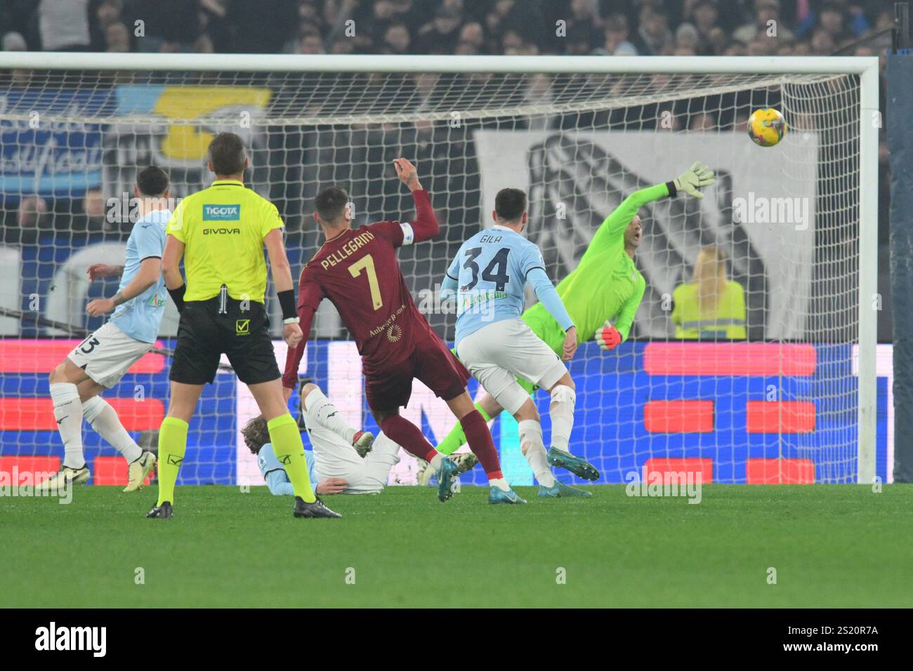 Stadio Olimpico, Rome, Italy. 5th Jan, 2025. Serie A Football; Roma ...
