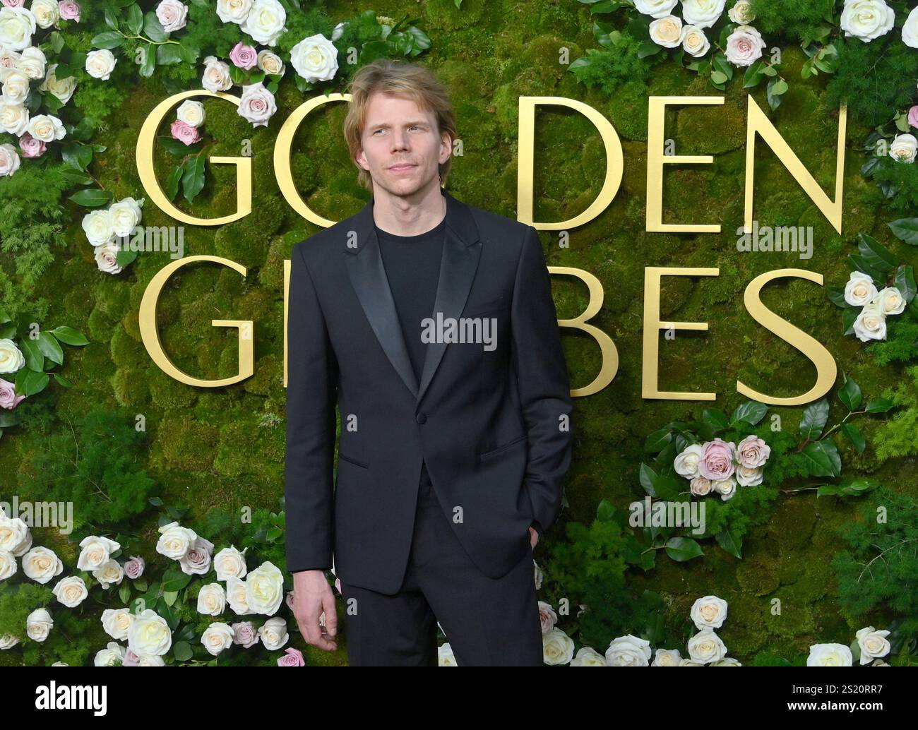 Tim Fehlbaum arrives for the 82nd annual Golden Globe Awards ceremony ...