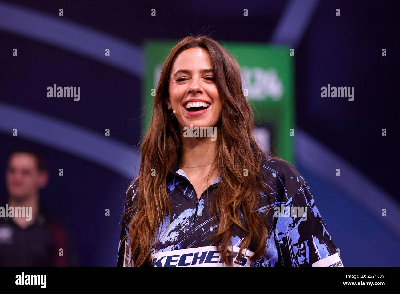 Sängerin Vanessa Mai bei der Pro7 Promi-Darts-WM 2025im Maritim Hotel Düsseldorf. Düsseldorf, 05 ...