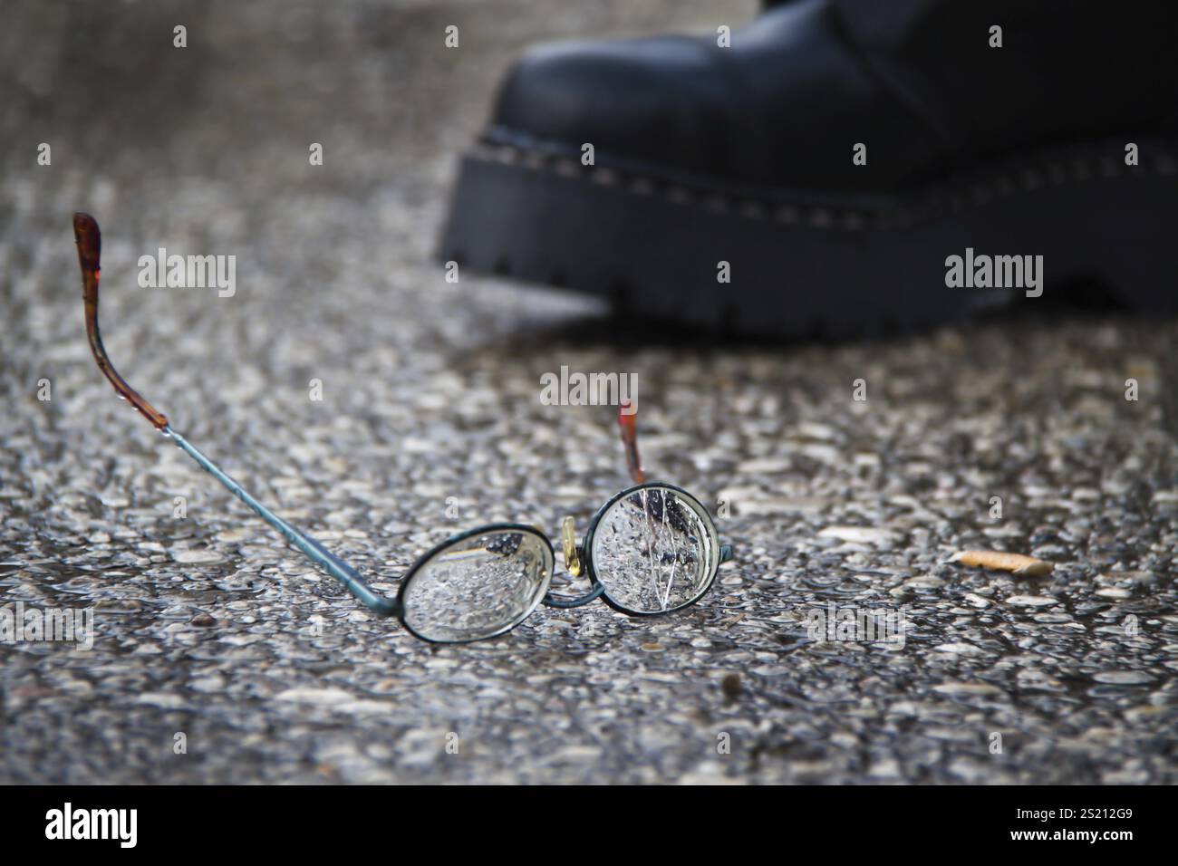 Symbolic image for Nazis, skinheads and right-wing radicalism Austria ...