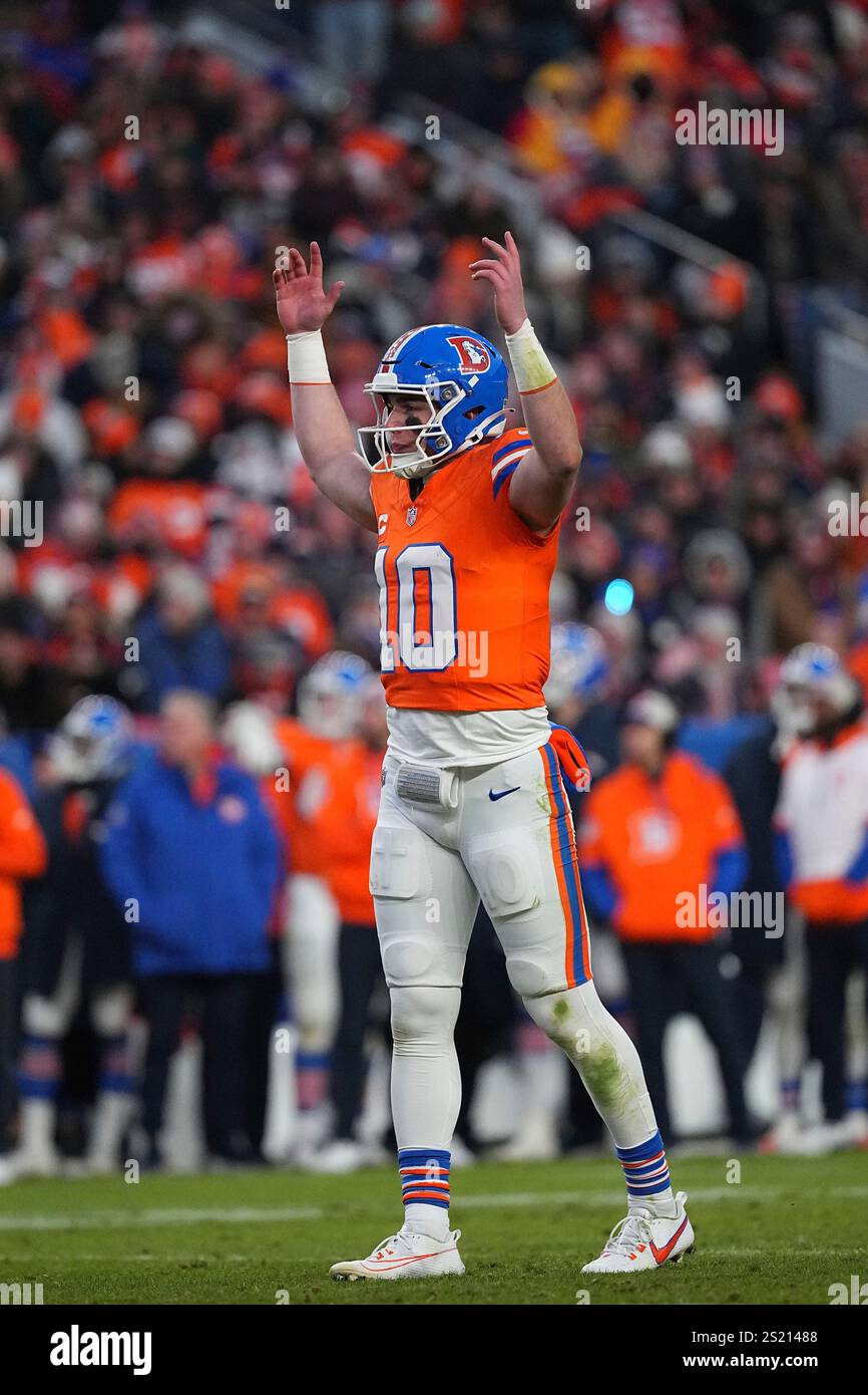 Denver Broncos quarterback Bo Nix (10) celebrates a touchdown against ...
