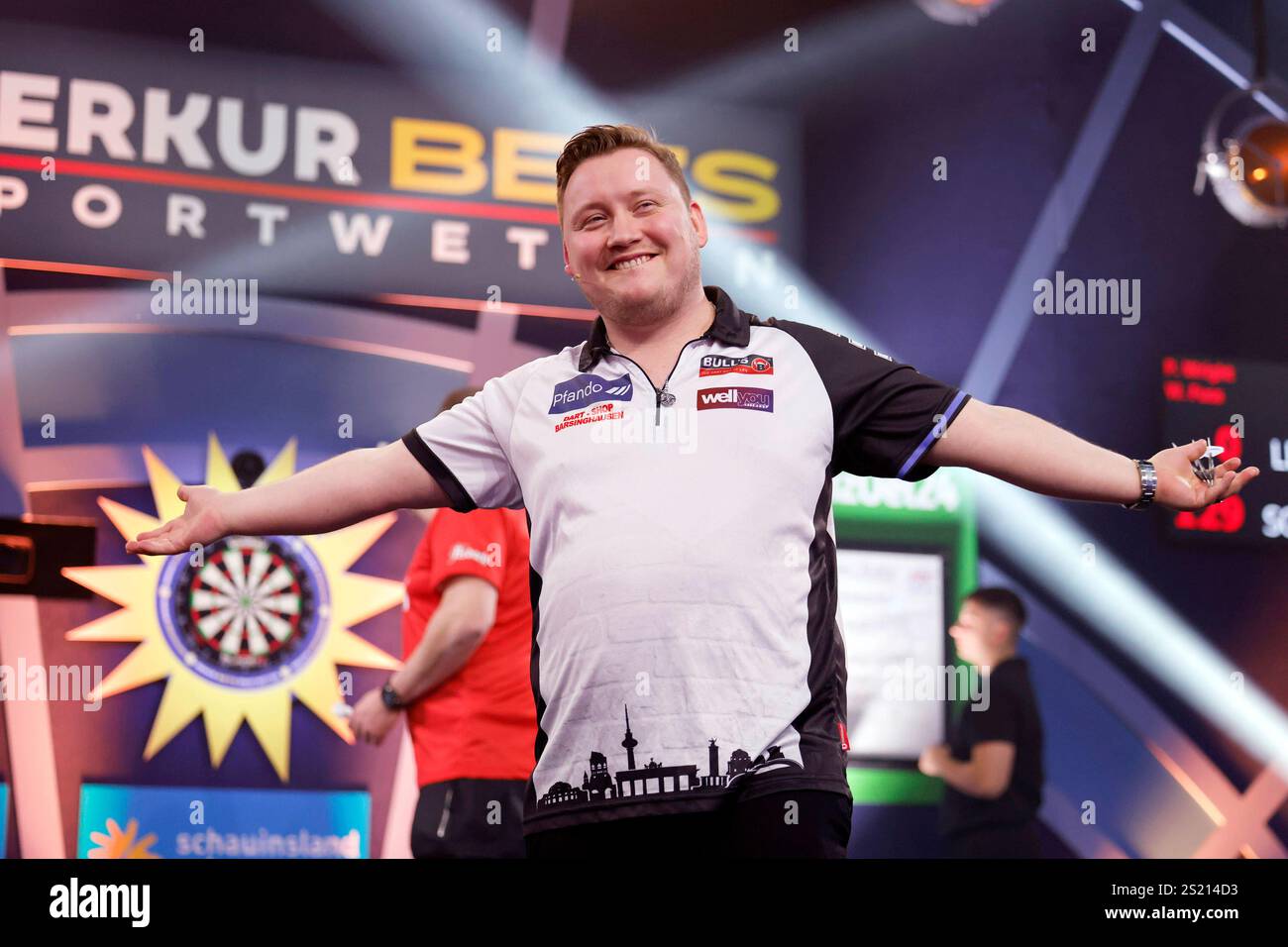 Dartspieler Martin Schindler / The Wall bei der Pro7 Promi-Darts-WM ...