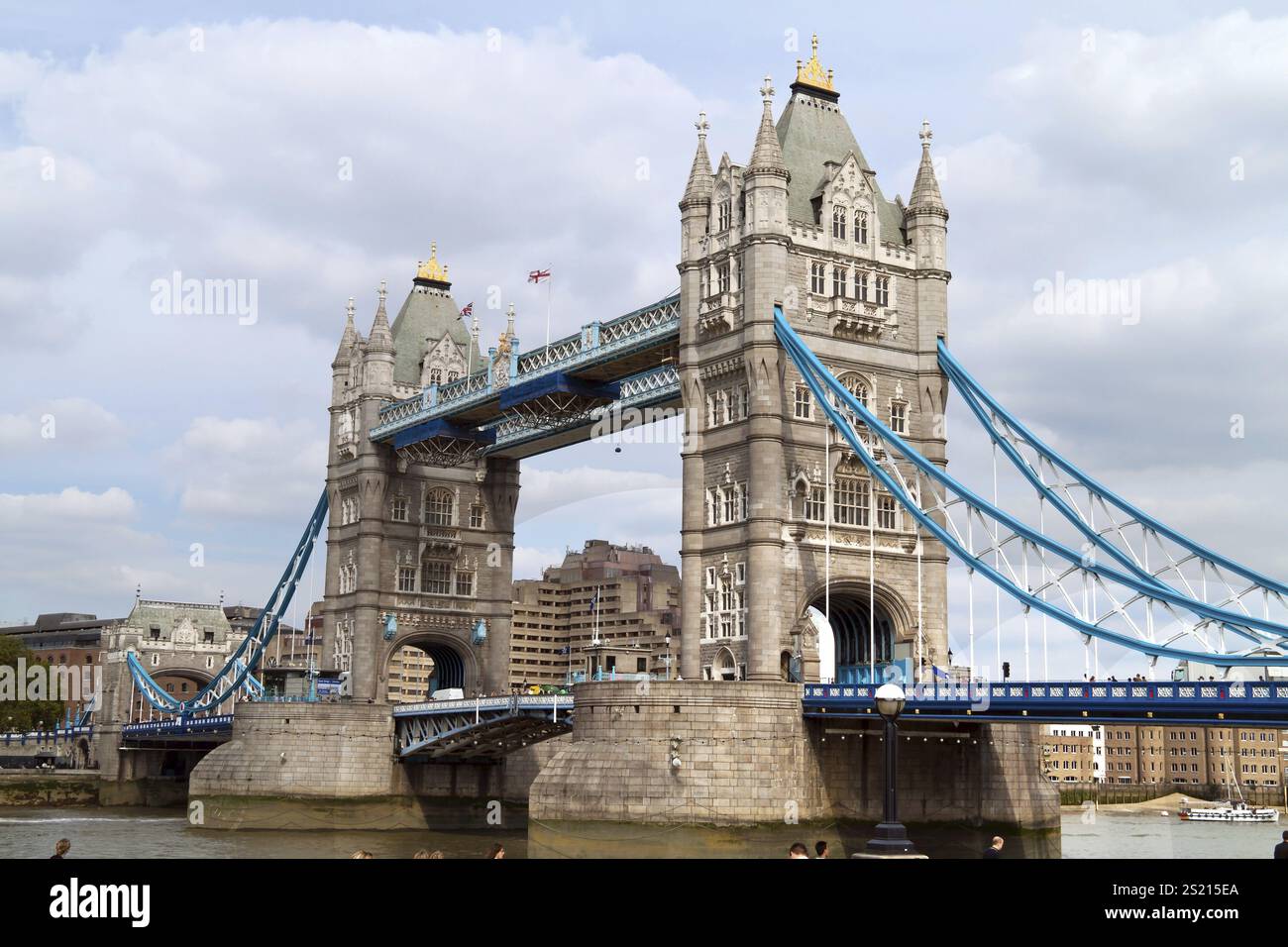 The famous Tower Bridge in London, England. Austria Stock Photo - Alamy