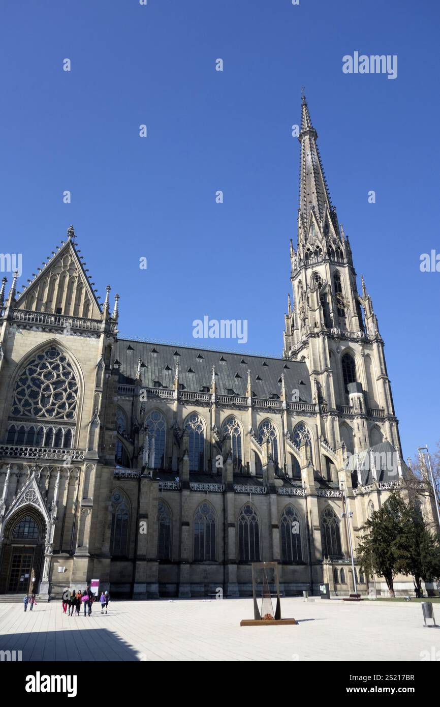 The new cathedral, also known as St Mary's Cathedral, in Linz, Upper Austria. Austria Stock ...