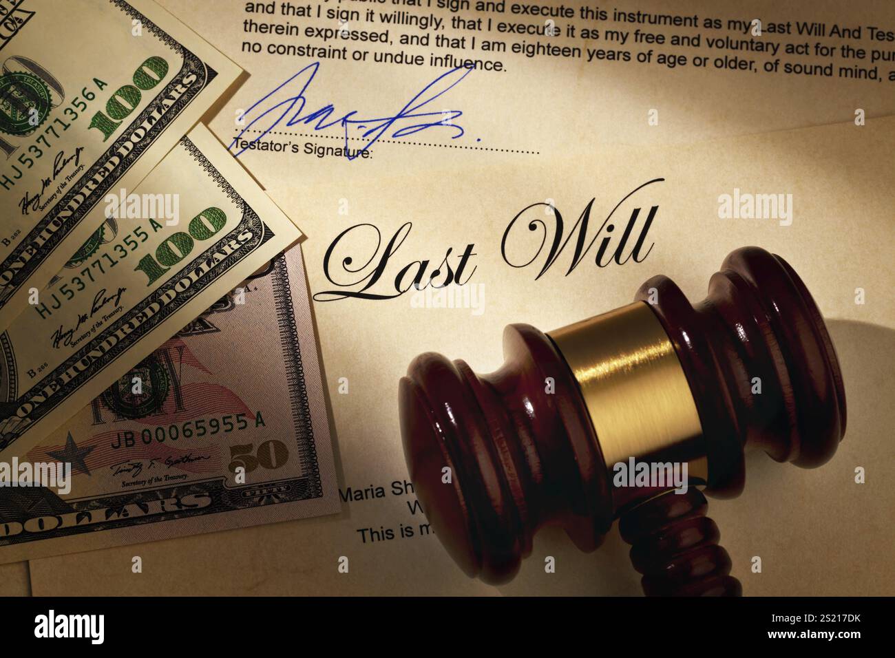 The will of a deceased person in English. Last will and inheritance ...