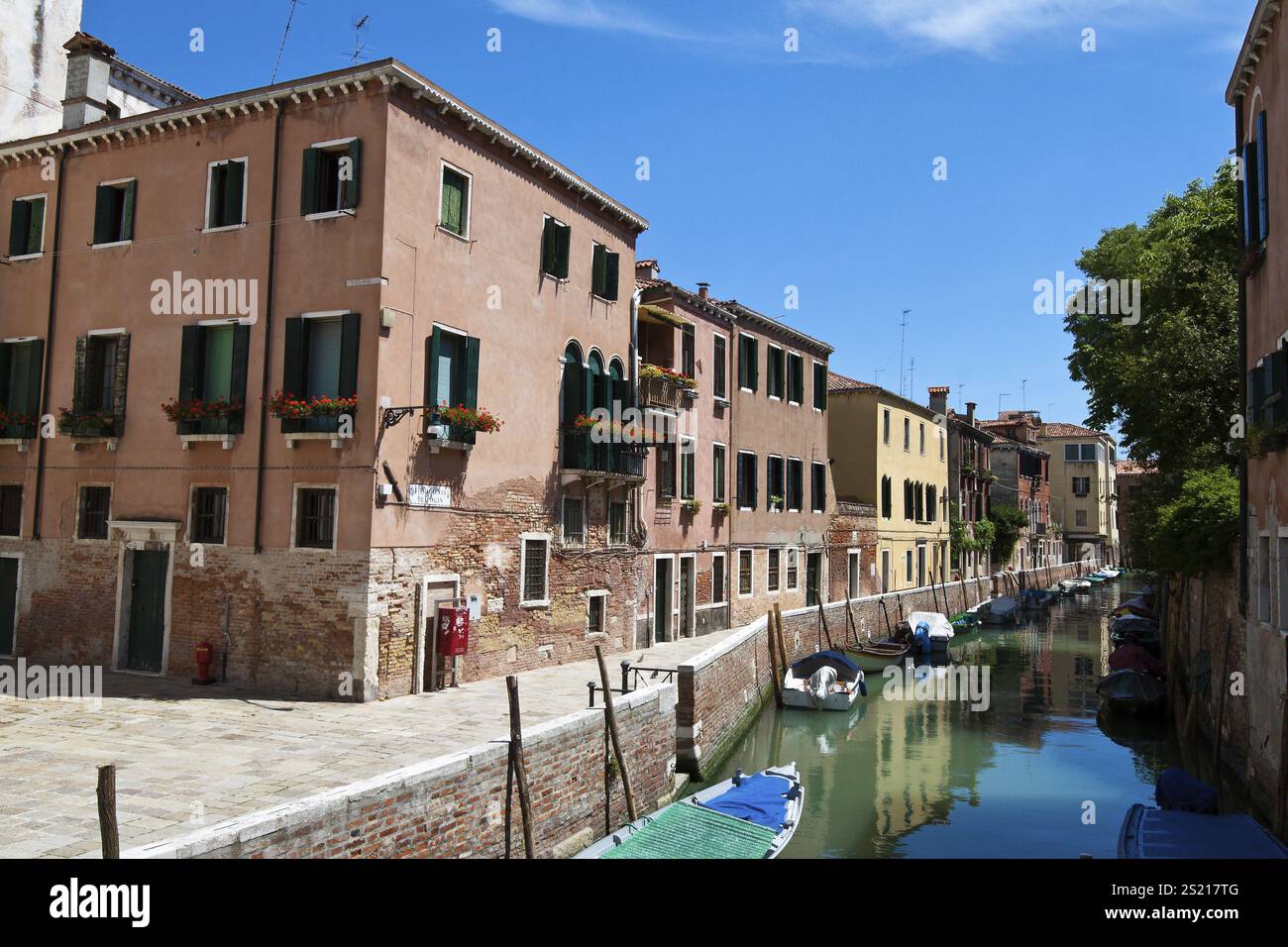 The city of Venice in Italy is well worth seeing. Austria Stock Photo ...
