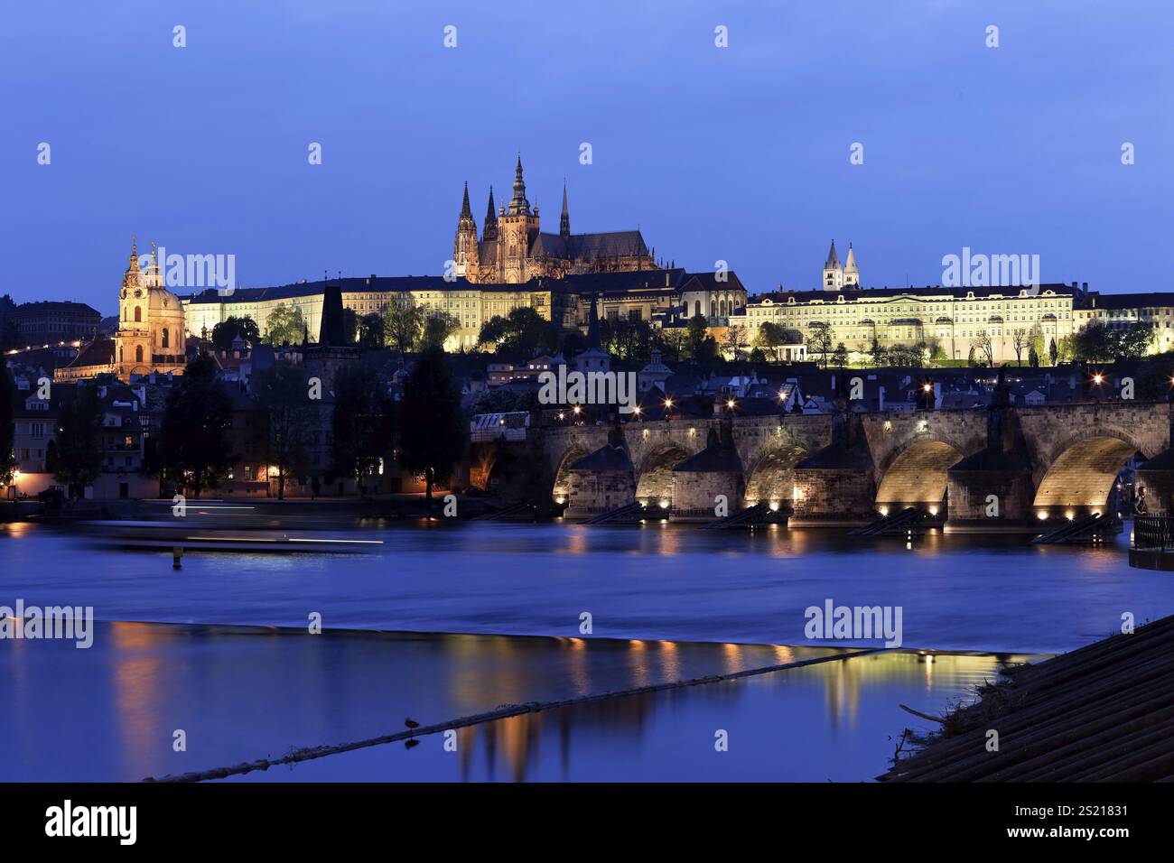 Prague, Charles Bridge, Prague Castle Hradcany and Vltava Austria Stock ...