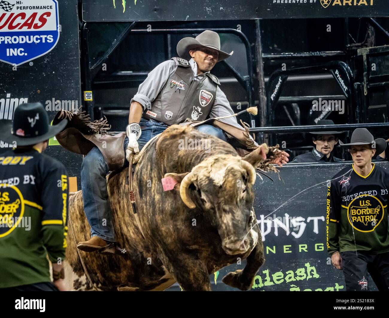 New York, New York, USA. 5th Jan, 2025. LUCAS DIVINO winner of the 2025 ...