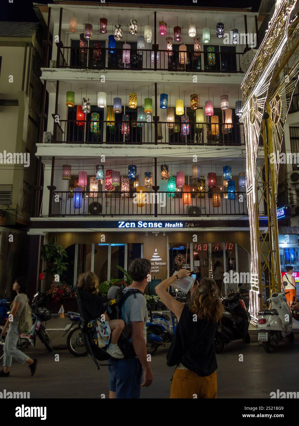 Chiang Mai, Thailand. 05th Jan, 2025. A tourist takes pictures of the ...