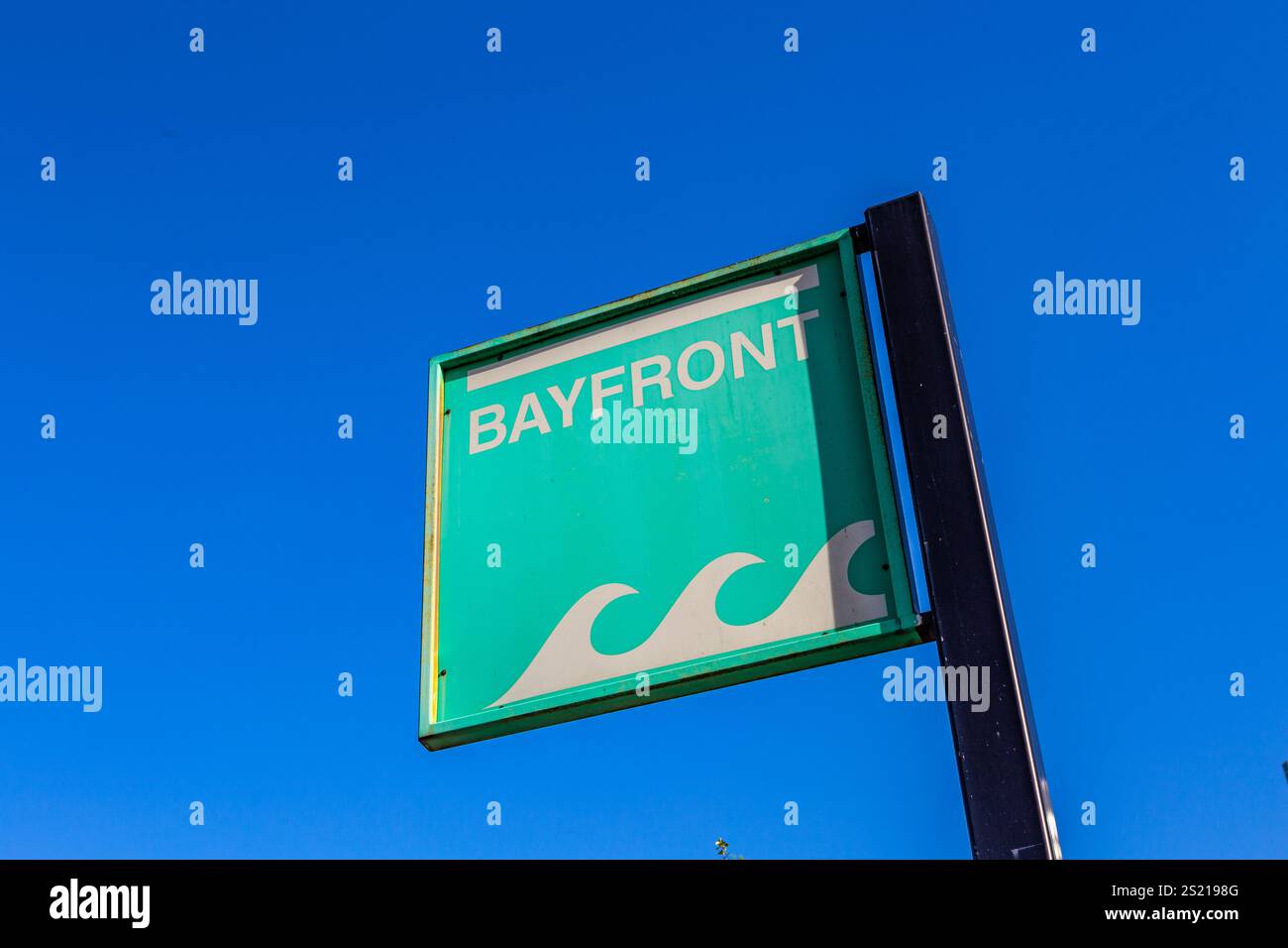 signage bayfront downtown Miami with iconic waves Stock Photo - Alamy