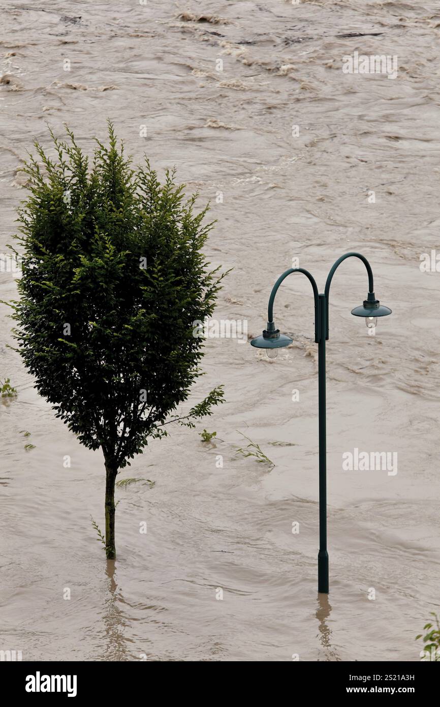 Heavy flood high water hi-res stock photography and images - Alamy