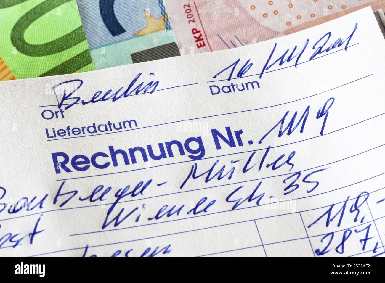 Handwritten prices hi-res stock photography and images - Alamy