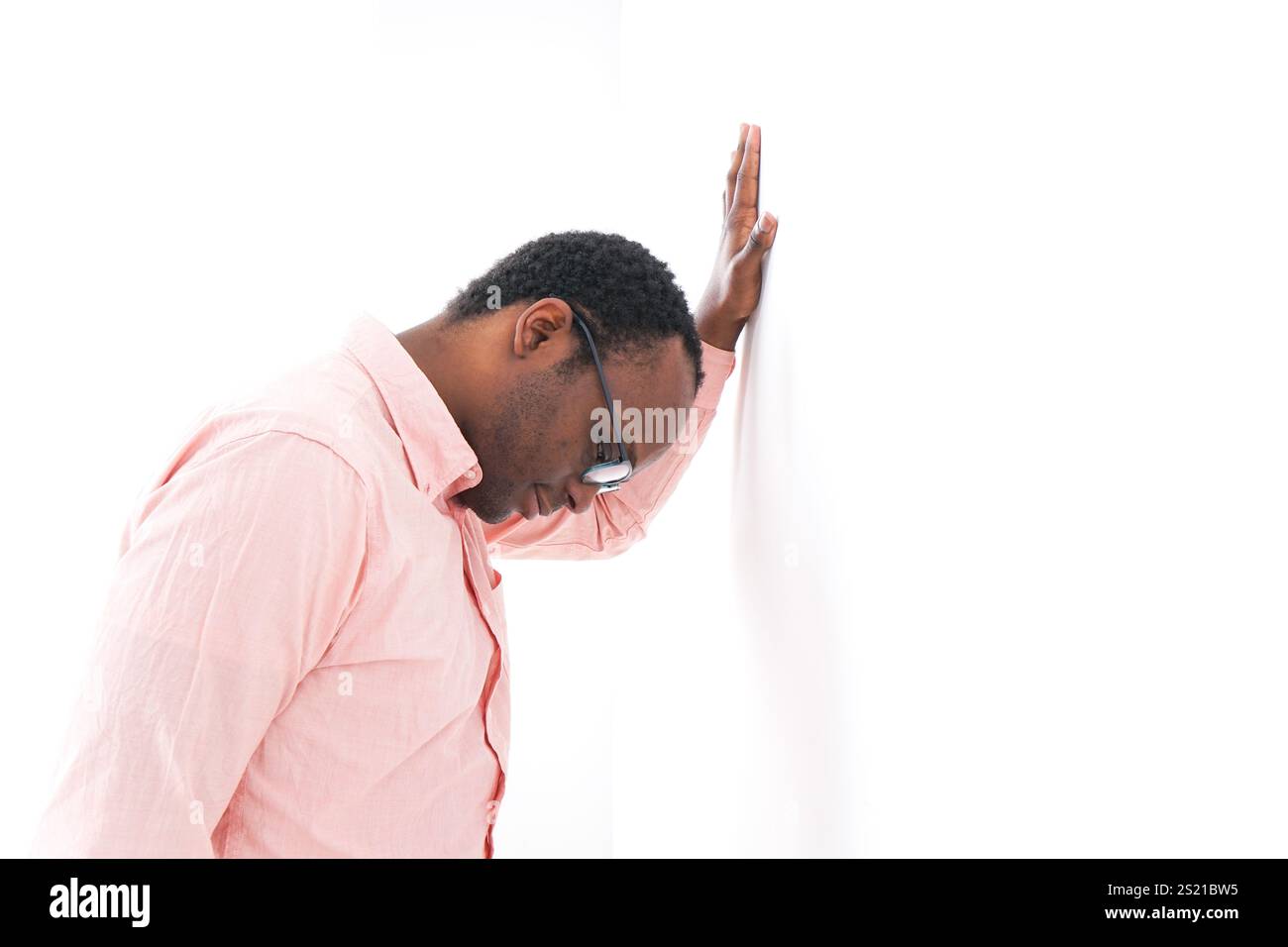 Man ill hospital Cut Out Stock Images & Pictures - Alamy