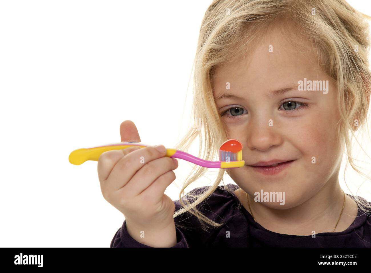 Child brushing teeth. Dental hygiene and cleaning Stock Photo - Alamy