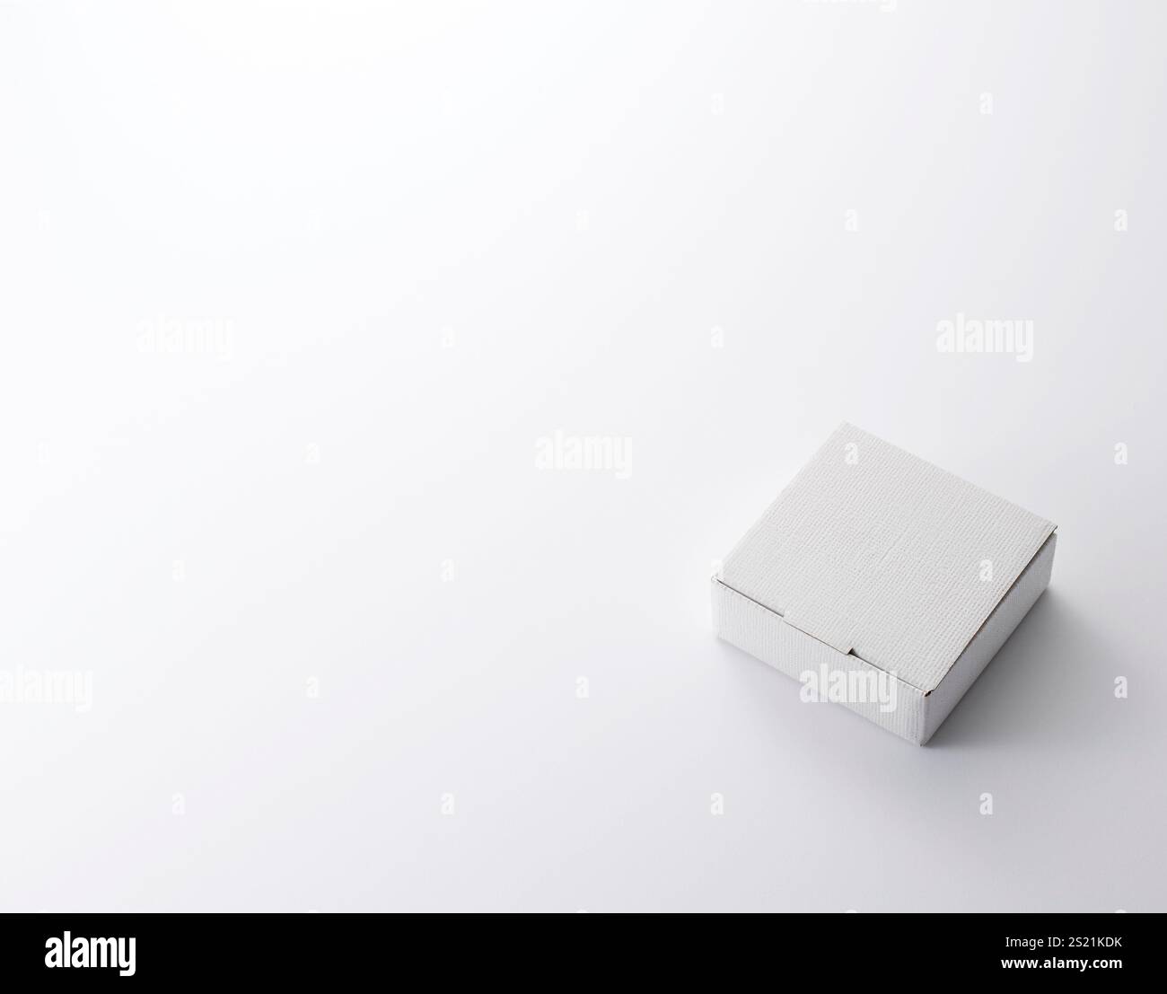 Simple white box Stock Photo - Alamy