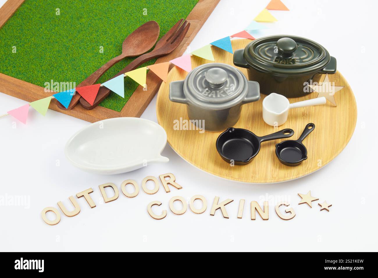 Outdoor kitchen utensils hi-res stock photography and images - Alamy