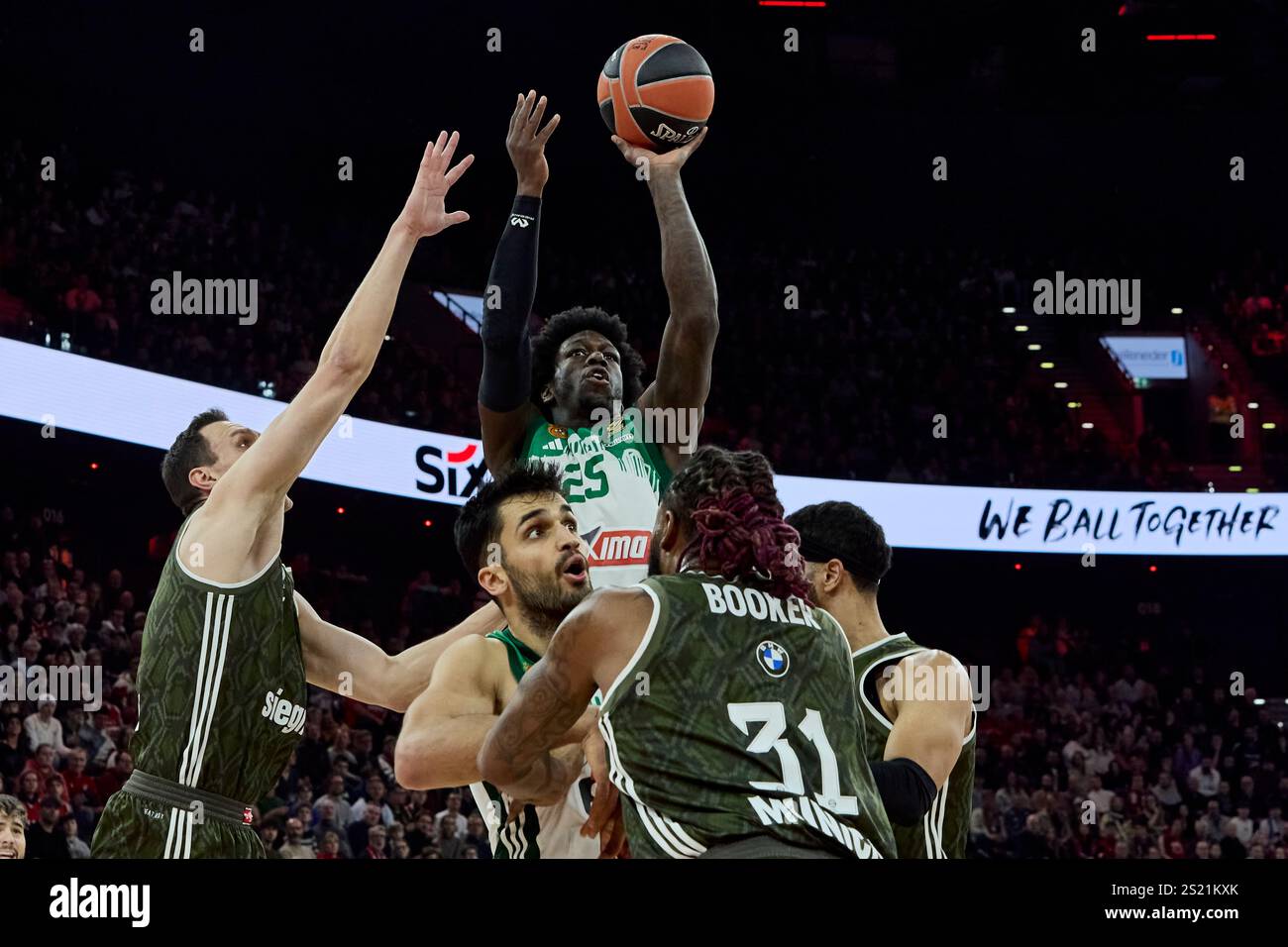 Fc bayern basketball vs panathinaikos aktor athens hi-res stock ...
