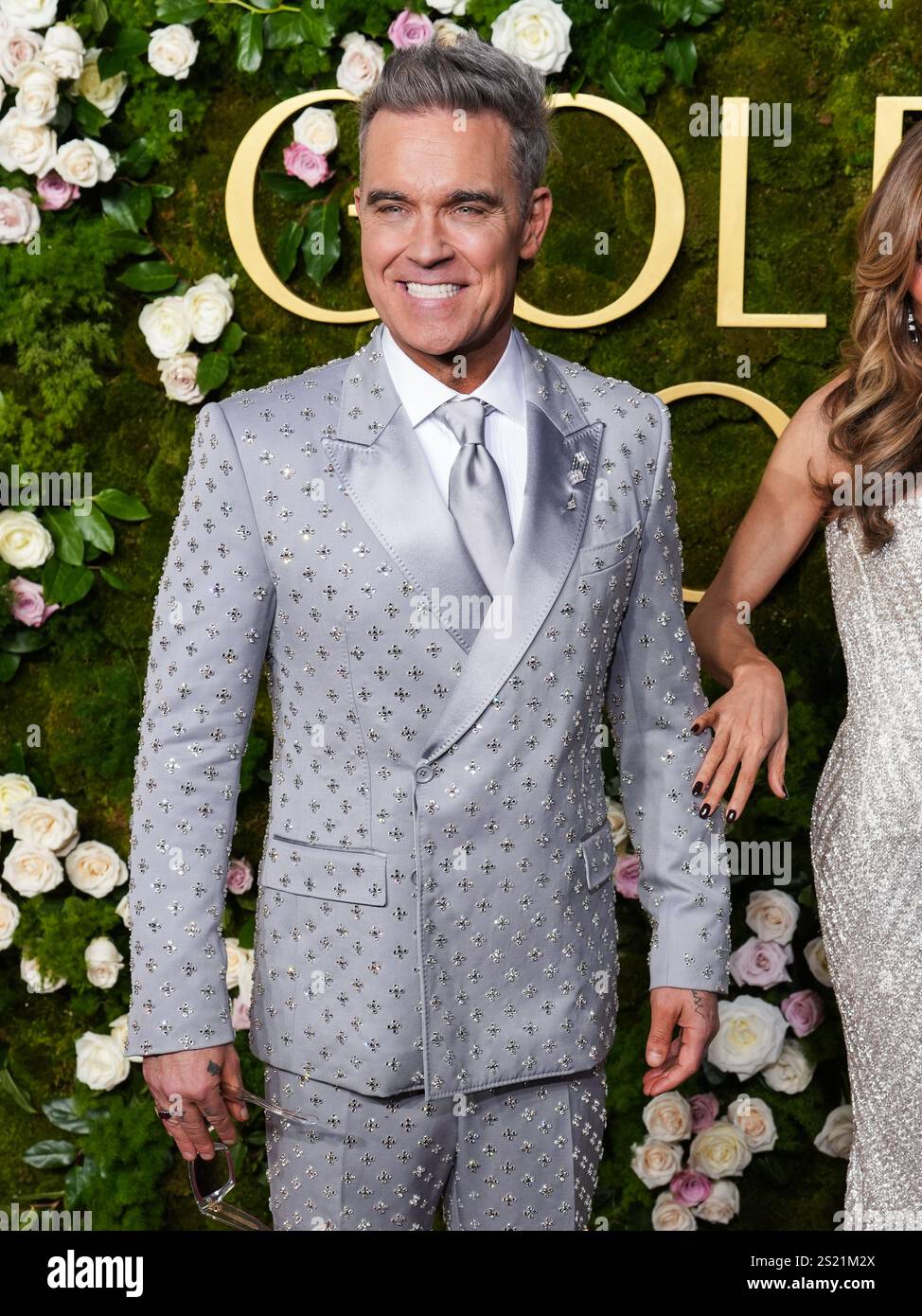Los Angeles, USA. 05th Jan, 2025. Robbie Williams walking on the red ...