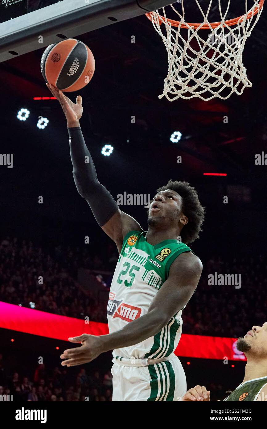Fc bayern basketball vs panathinaikos aktor athens hi-res stock ...