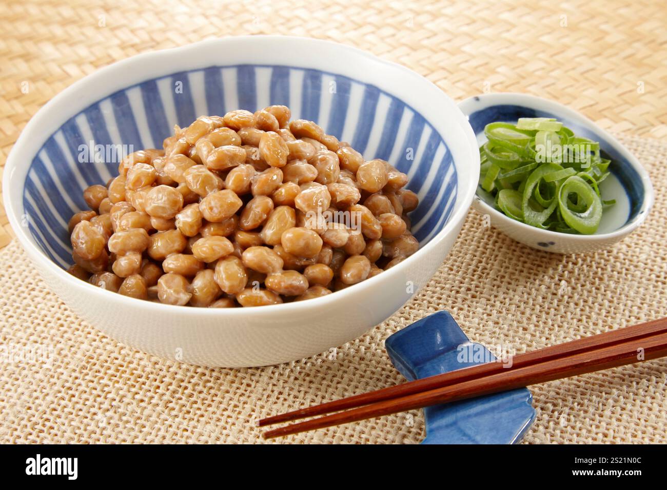 Mito natto (fermented soybeans Stock Photo - Alamy