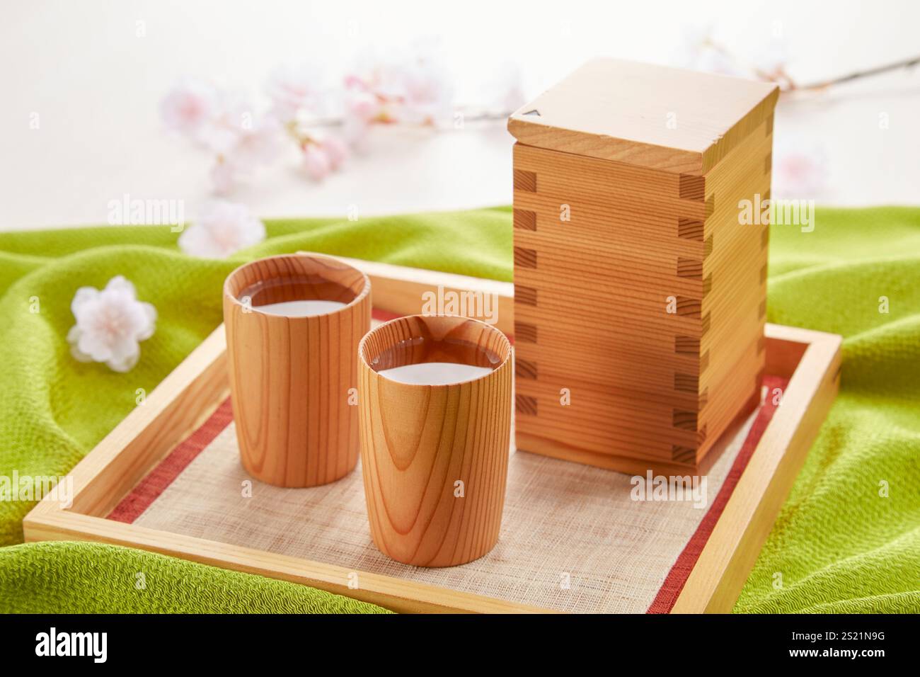 Image of hanami sake Stock Photo - Alamy