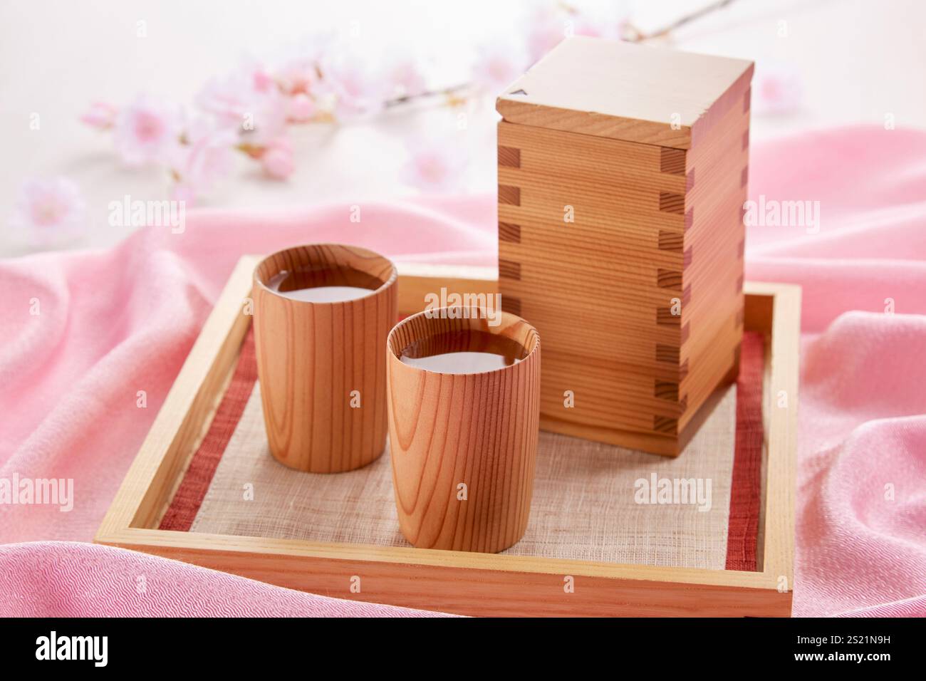 Image of hanami sake Stock Photo - Alamy