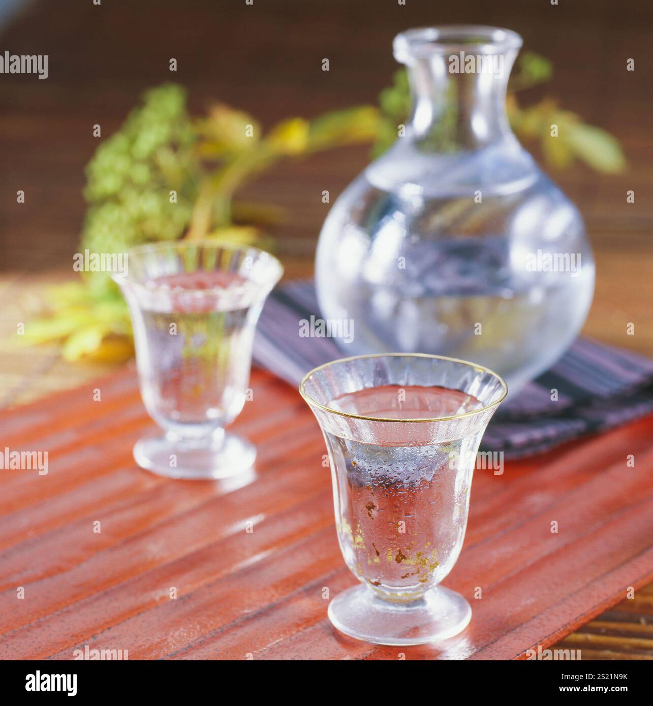 Green cup japanese sake hi-res stock photography and images - Alamy