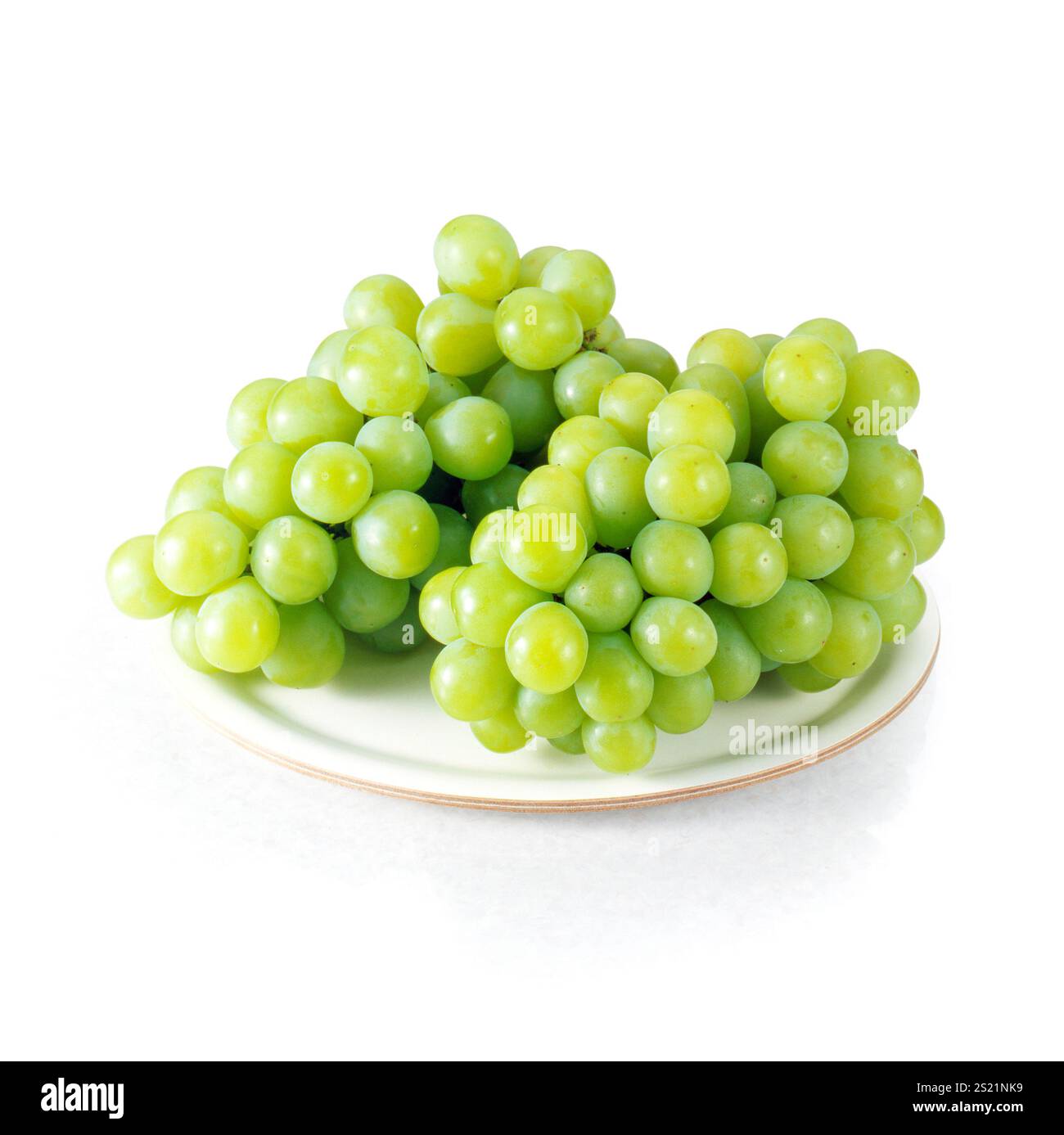 Muscat (muscat grape on white background Stock Photo - Alamy