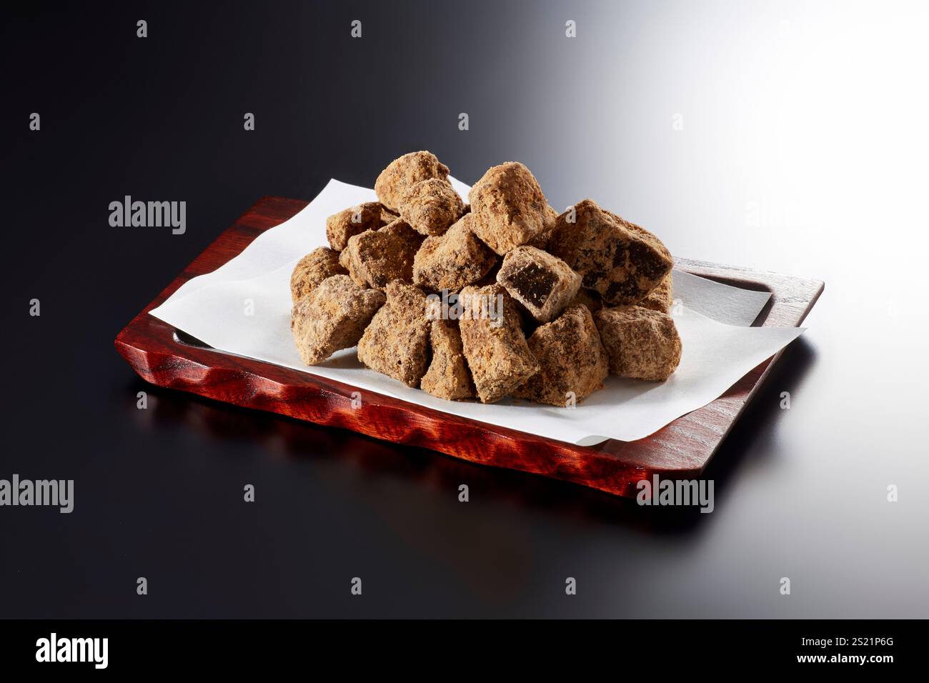 Brown sugar (raw brown sugar chunks Stock Photo - Alamy