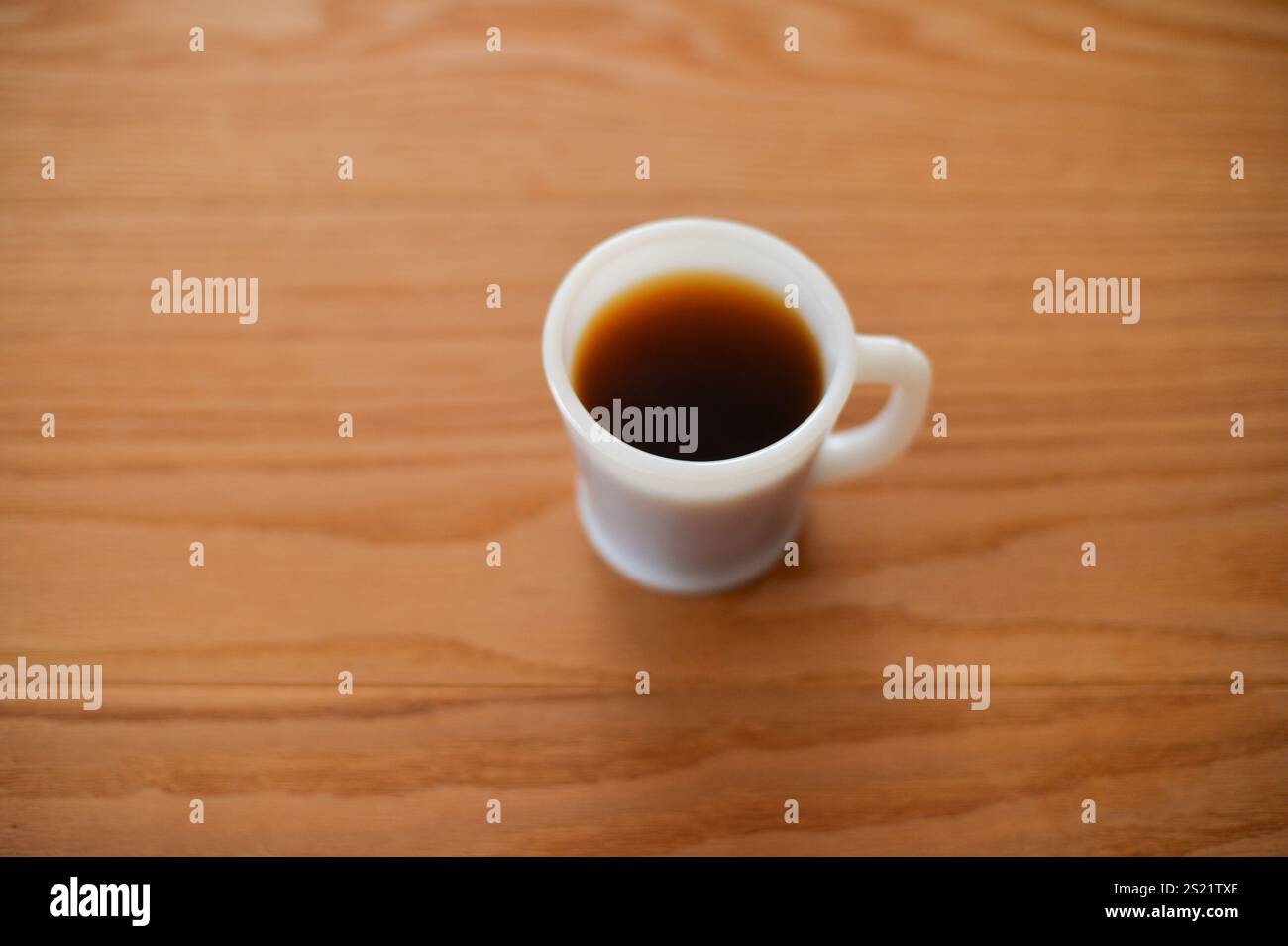 Simple coffee cup and coffee picture Stock Photo - Alamy