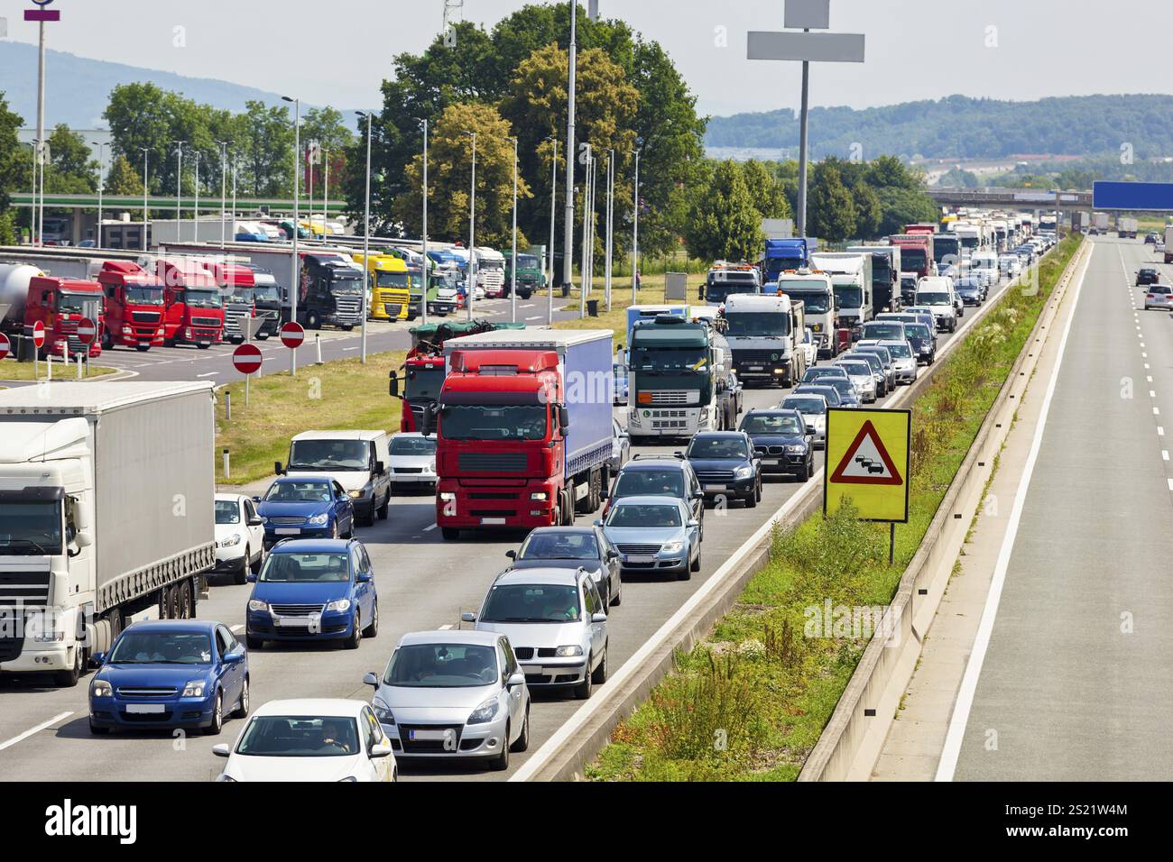 Non-functioning emergency lane in a traffic jam on a motorway Stock ...