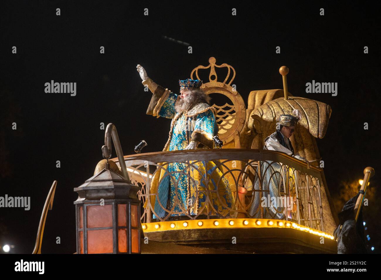 Madrid, Spain. 05th Jan, 2025. King Gaspar waves during the cavalcade ...