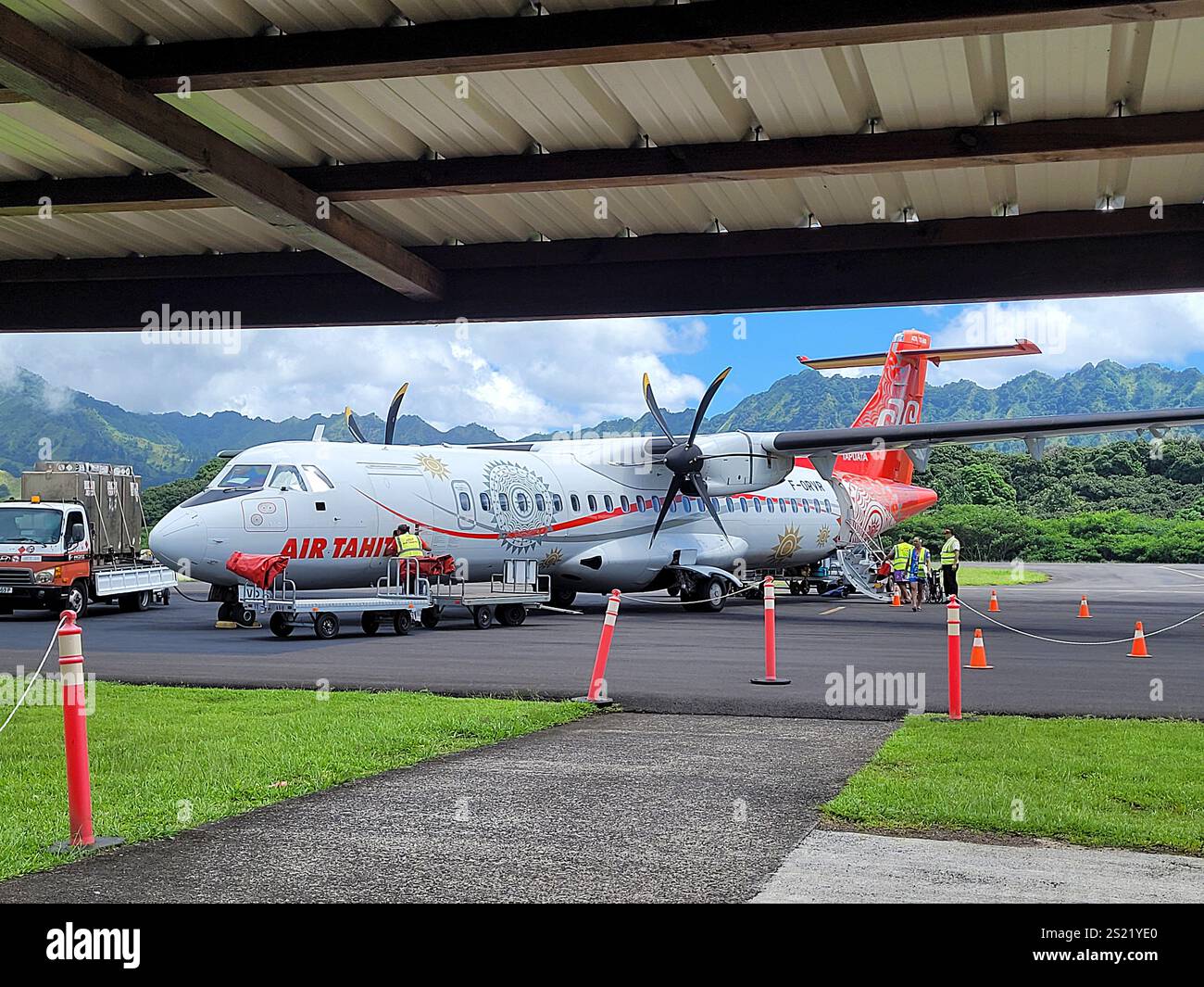 Hiva oa island hi-res stock photography and images - Alamy