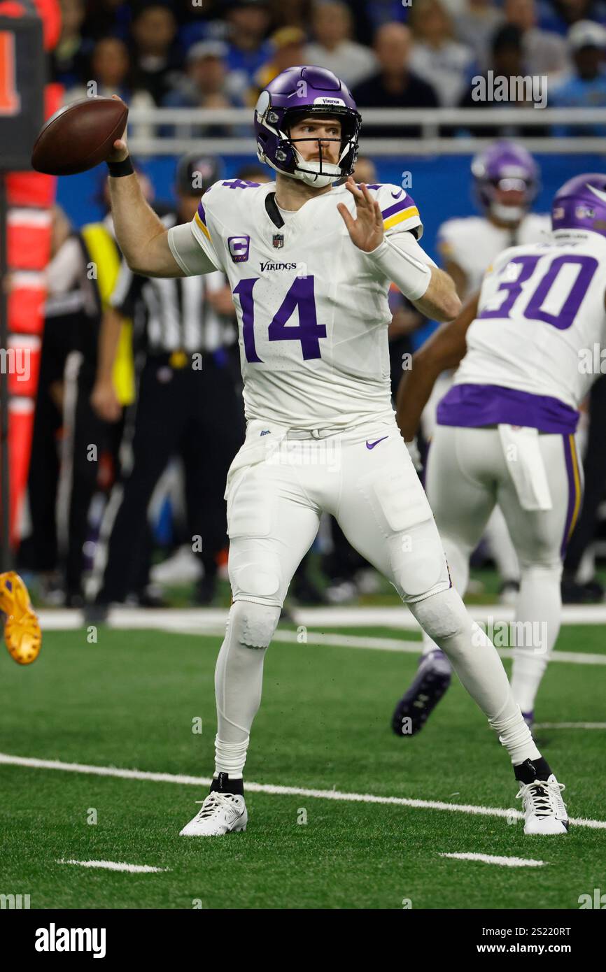 Minnesota Vikings quarterback Sam Darnold (14) passes against the ...