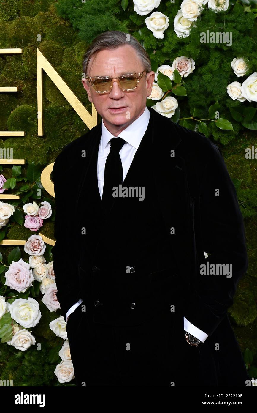 Beverly Hills, USA. 05th Jan, 2025. Daniel Craig attends the 82nd ...