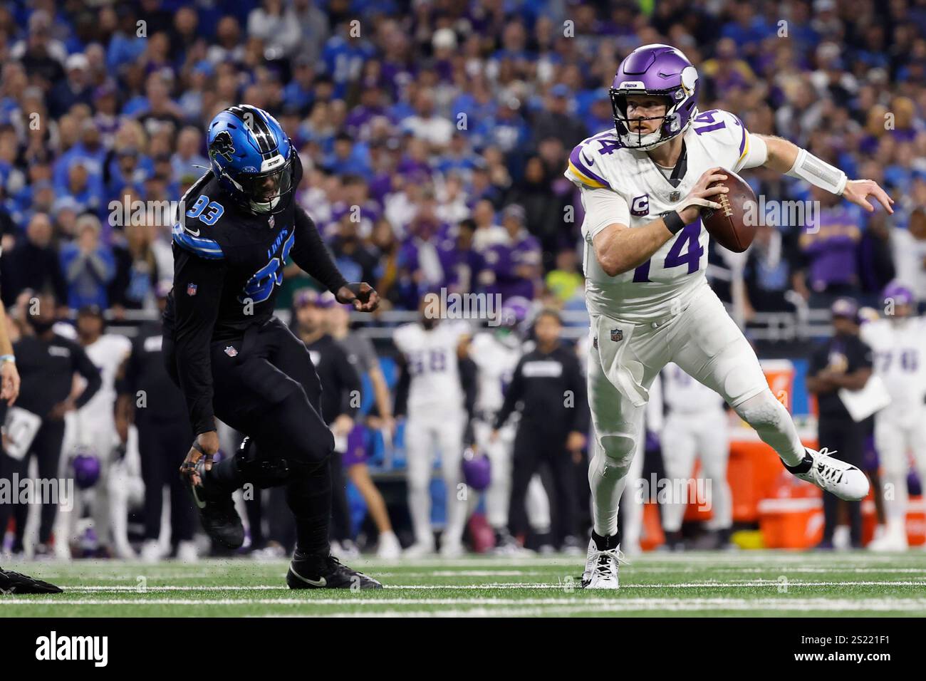 Minnesota Vikings quarterback Sam Darnold (14) looks to as he is ...