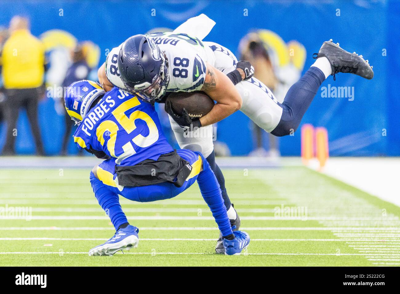 Los Angeles, United States. 05th Jan, 2025. Seattle Seahawks tight end ...