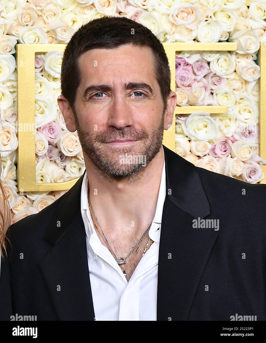 Beverly Hills, USA. 05th Jan, 2025. Jake Gyllenhaal attends the 82nd ...