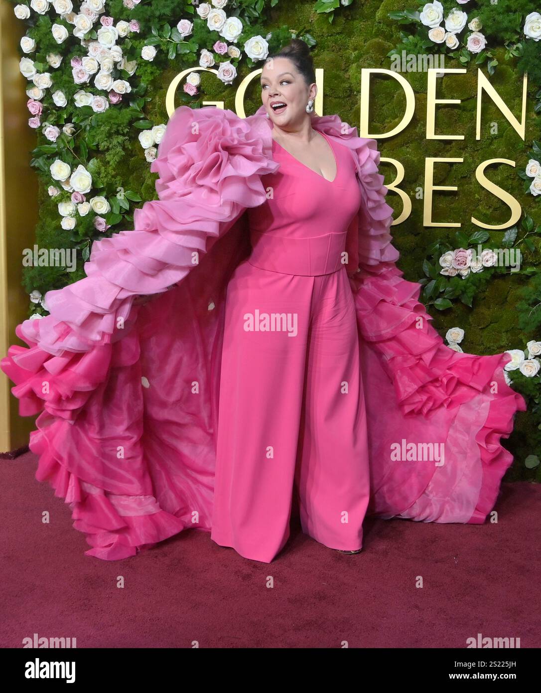 Los Angeles, United States. 05th Jan, 2025. Melissa McCarthy arrives ...