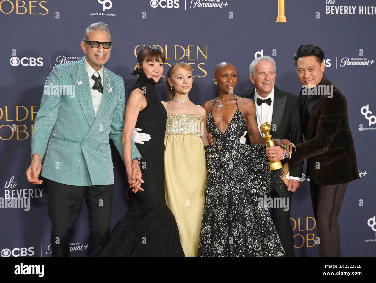 Los Angeles, United States. 05th Jan, 2025. (L-R) Jeff Goldblum ...