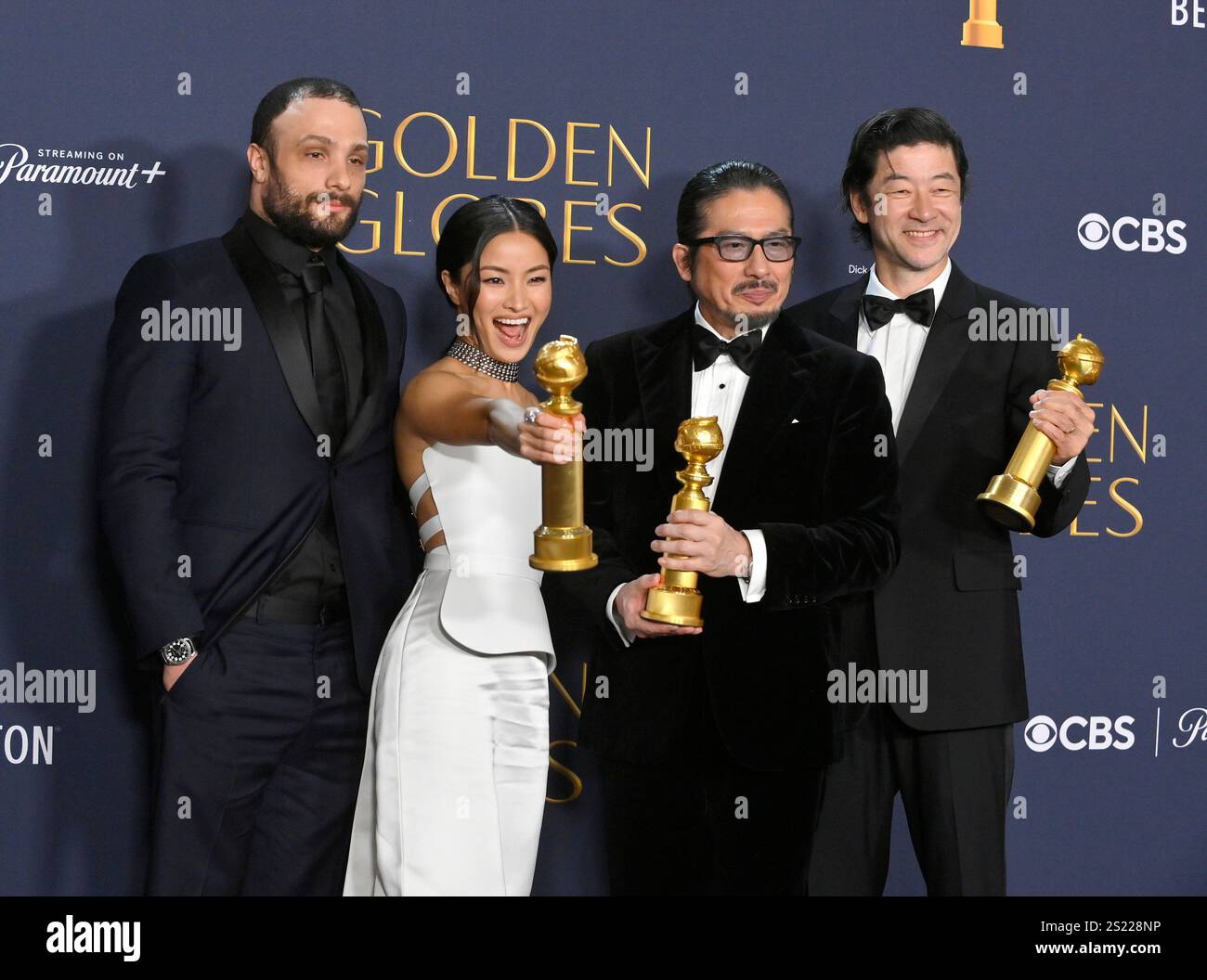 Winners drama series award hi-res stock photography and images - Alamy