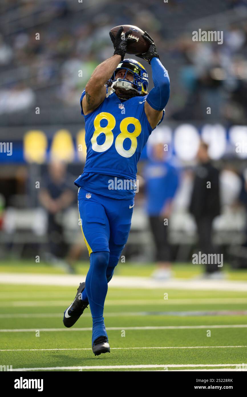 Los Angeles Rams wide receiver Jordan Whittington (88) catches the ball ...