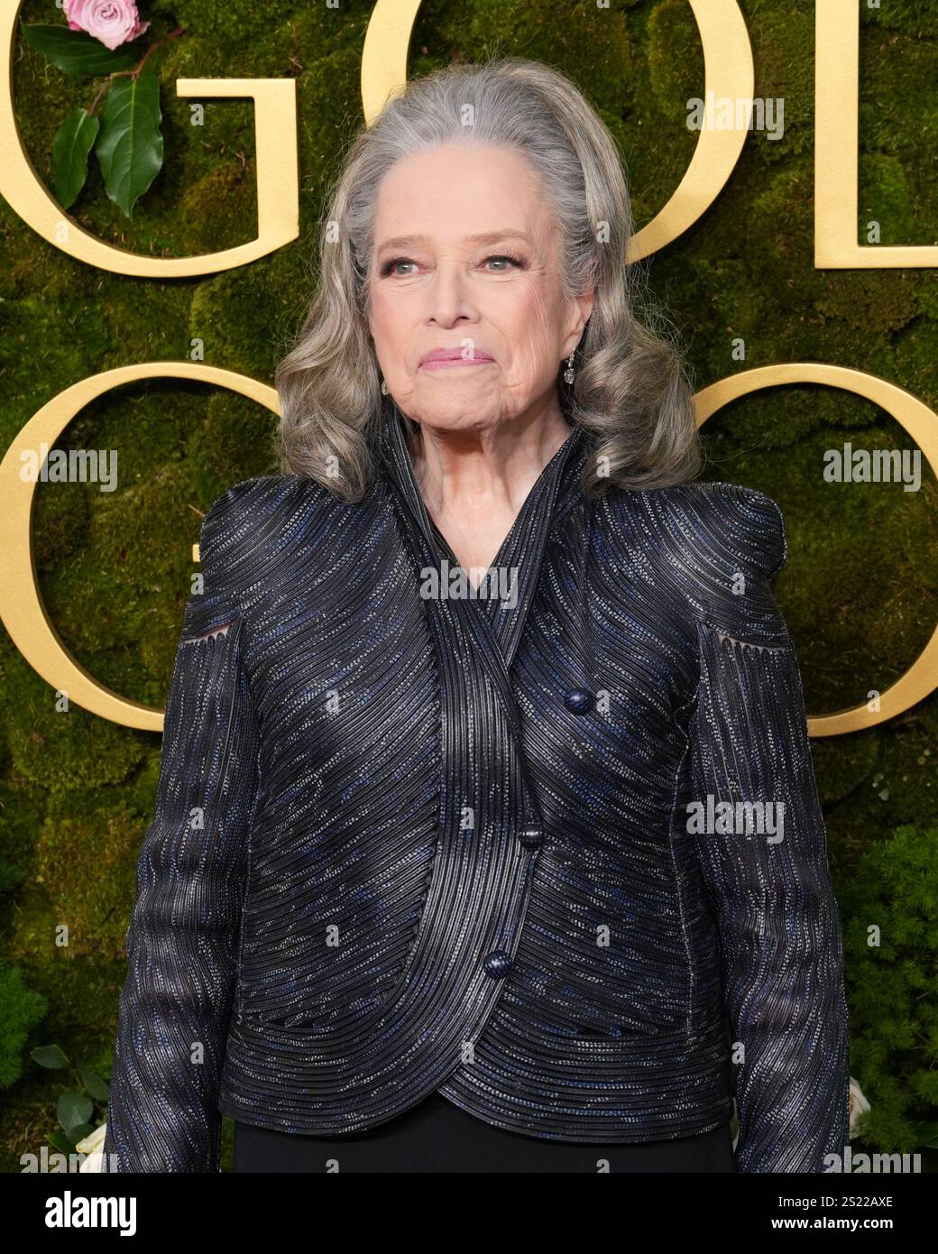 Los Angeles, USA. 05th Jan, 2025. Kathy Bates walking on the red carpet ...
