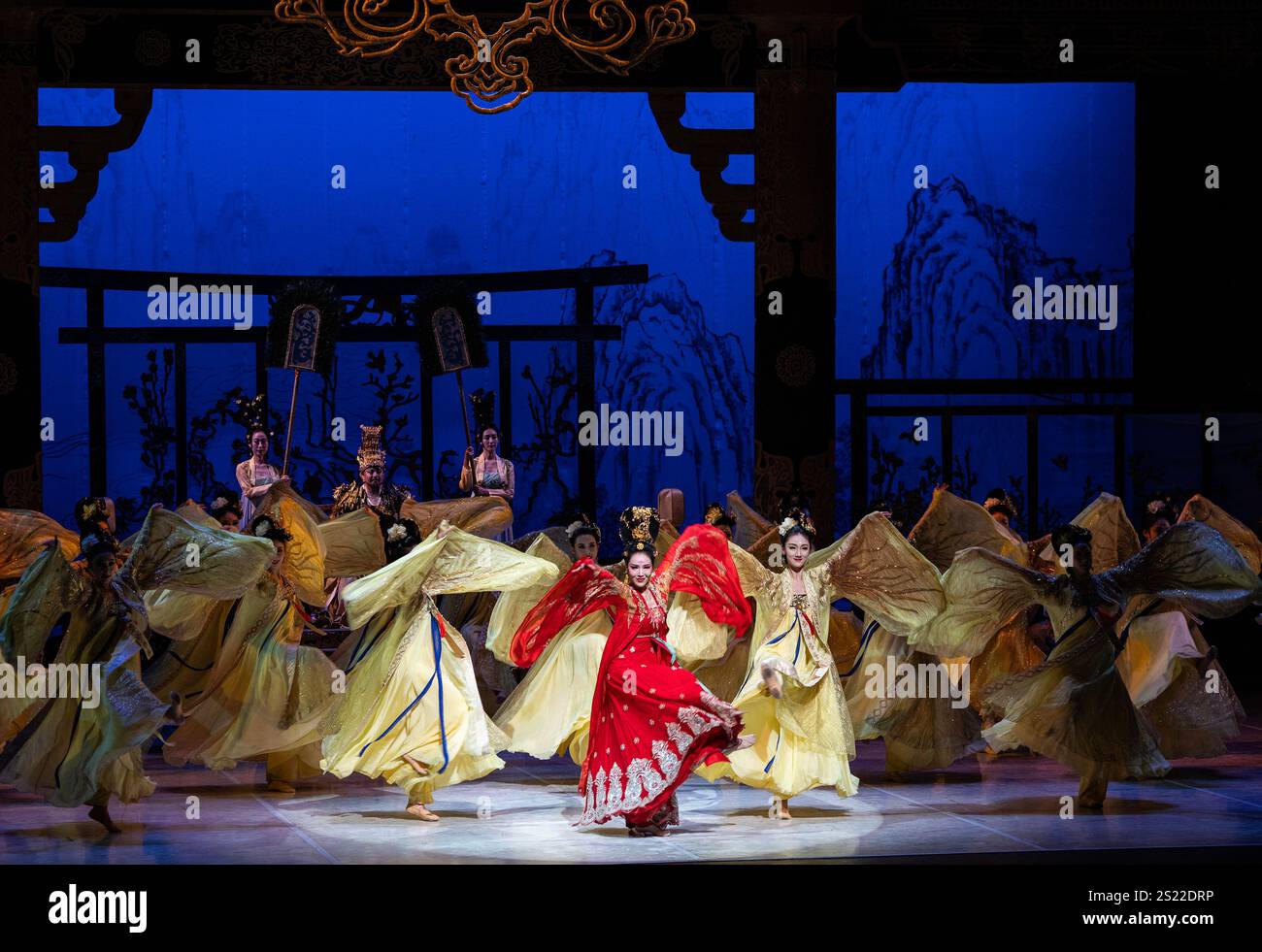 Hong Kong,China.5th January 2025. Dancers perform in the dance drama Li ...