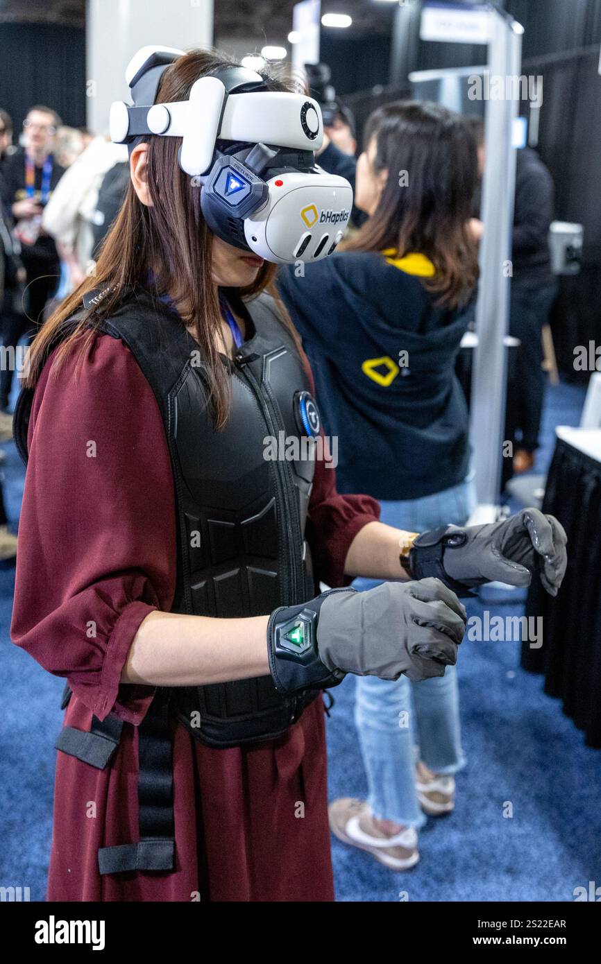 Haptic VR equipment, by bHaptics Inc., presented during CES Unveiled ...