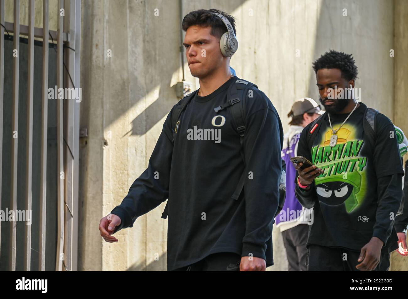 Oregon Ducks quarterback Dillon Gabriel (8) before the Rose Bowl game ...