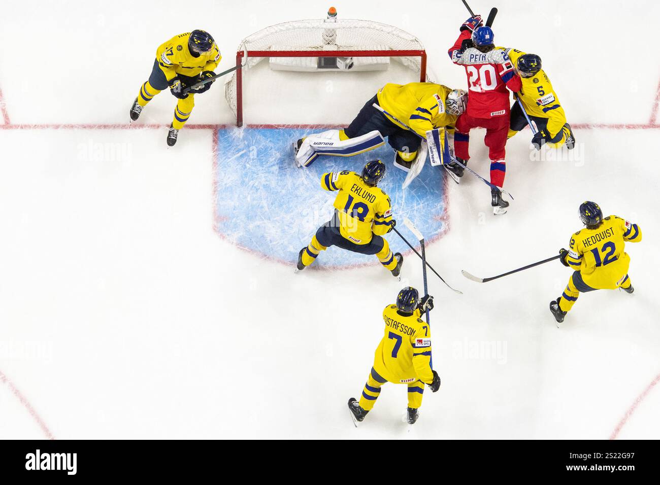 250105 Felix Nilsson, Victor Eklund, Viggo Gustafsson, goaltender ...